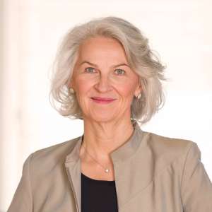 Diana Chambers | Official Profile on The Marque